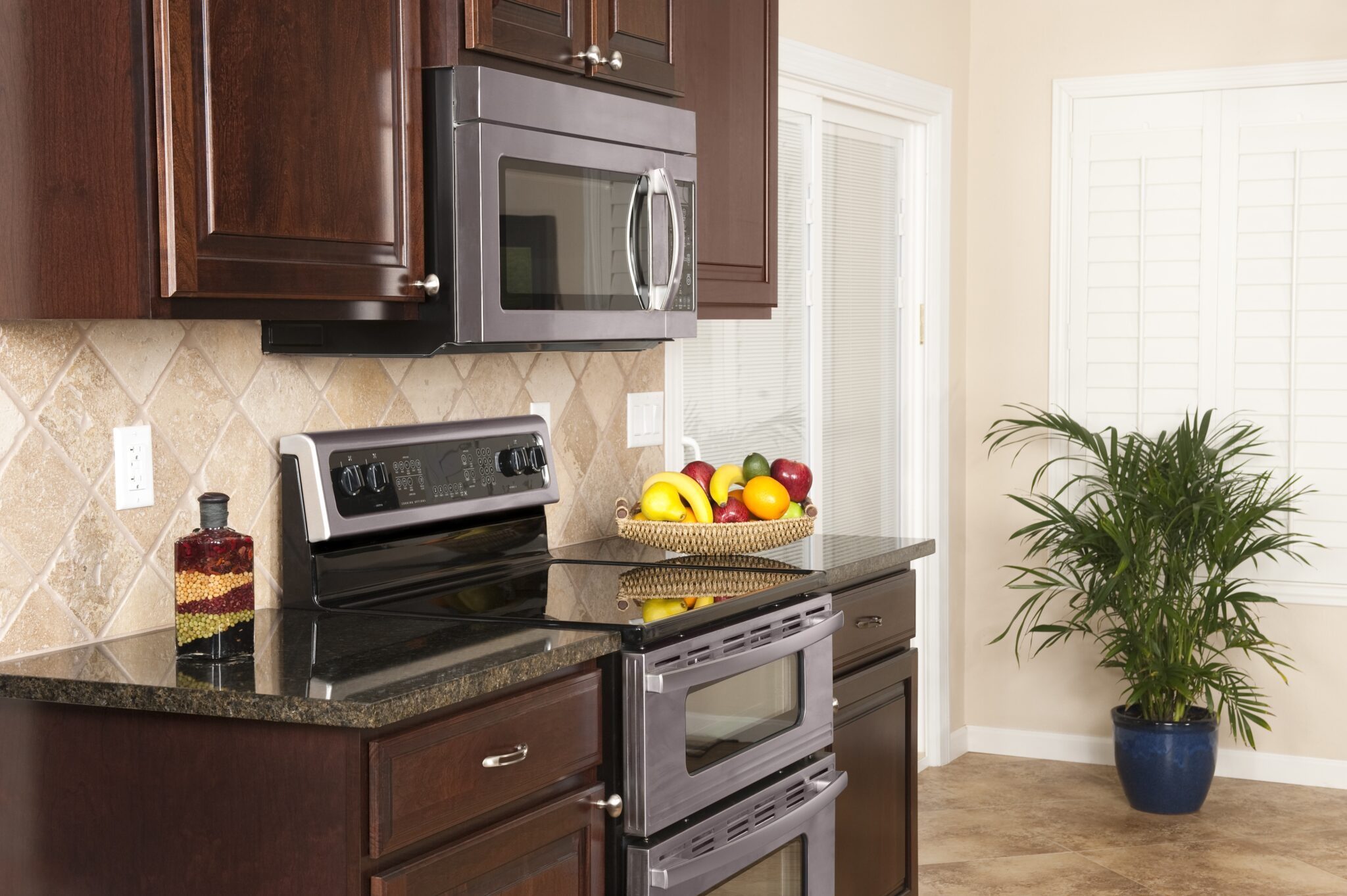 Best Shaker Cabinets For Small Space Kitchen