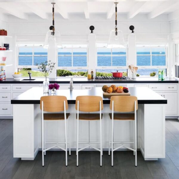 Light and Airy Look Of The Beach-Style Kitchen - BOC