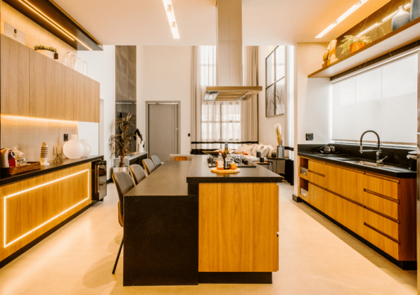 What You Need To Know About Handleless Kitchen Cabinets